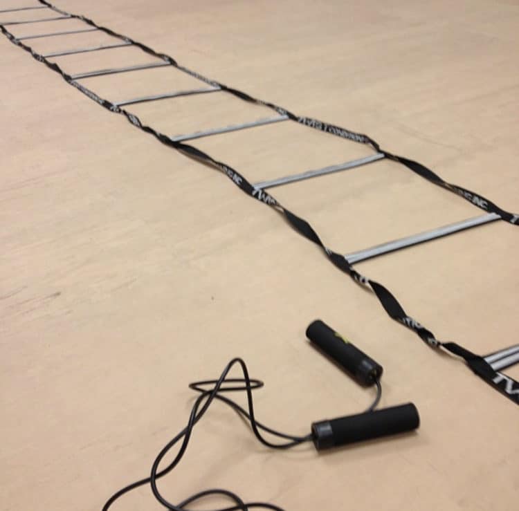 25 Minute Intense Bodyweight Leg Workout With Jump Rope And Agility Ladder